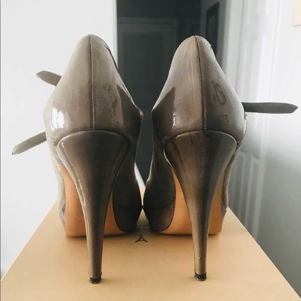 Gorgeous Italian High Heel Sandals/Pumps - Gem